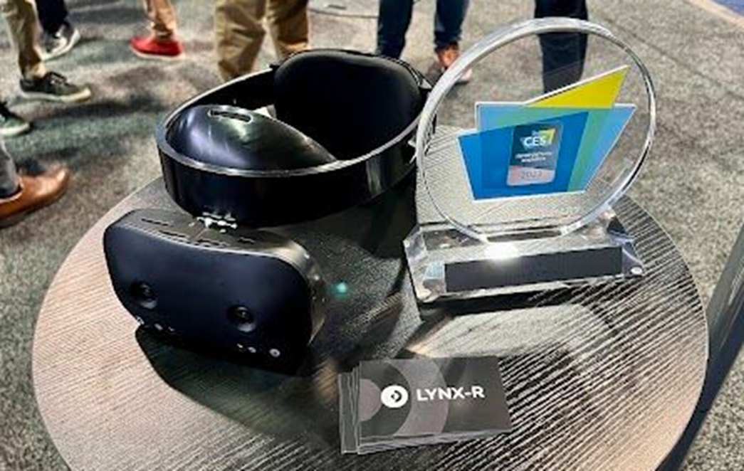 Lynx R1 Headset with CES Award
